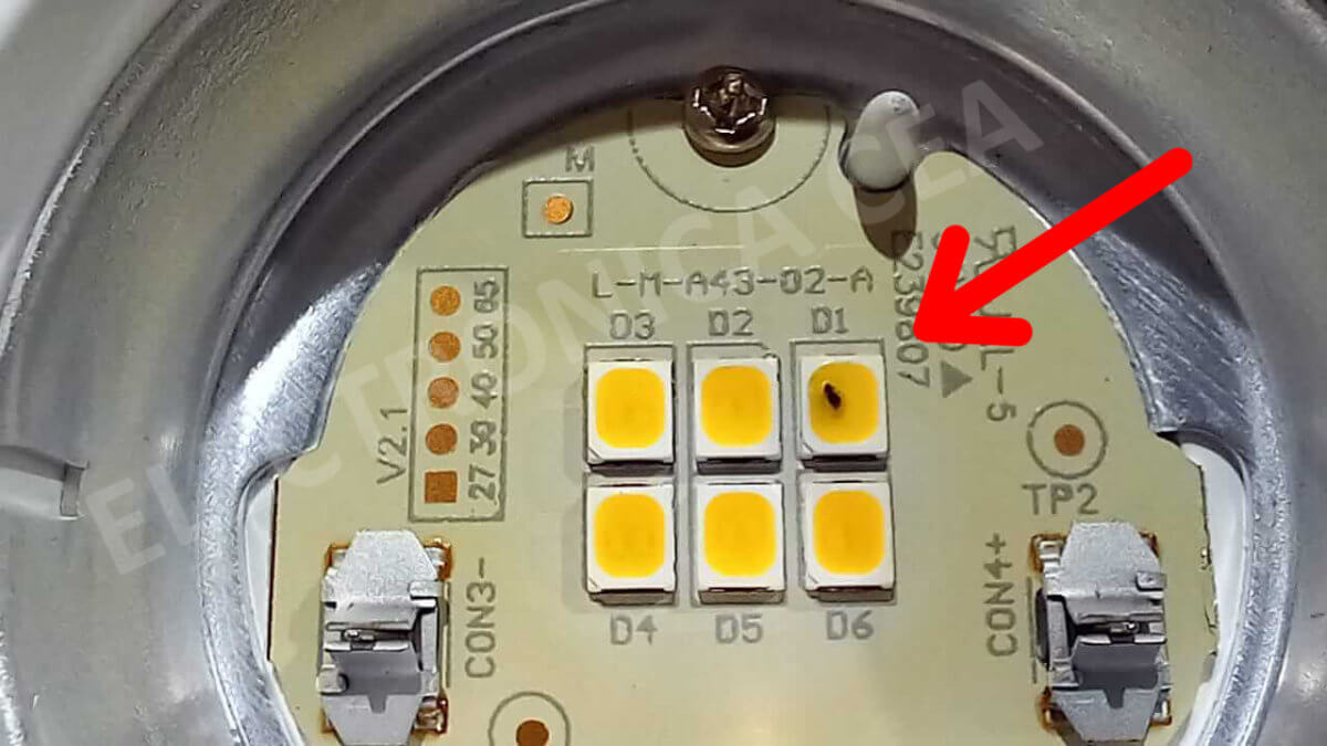 ¿Cómo reparar una lampara led quemada?